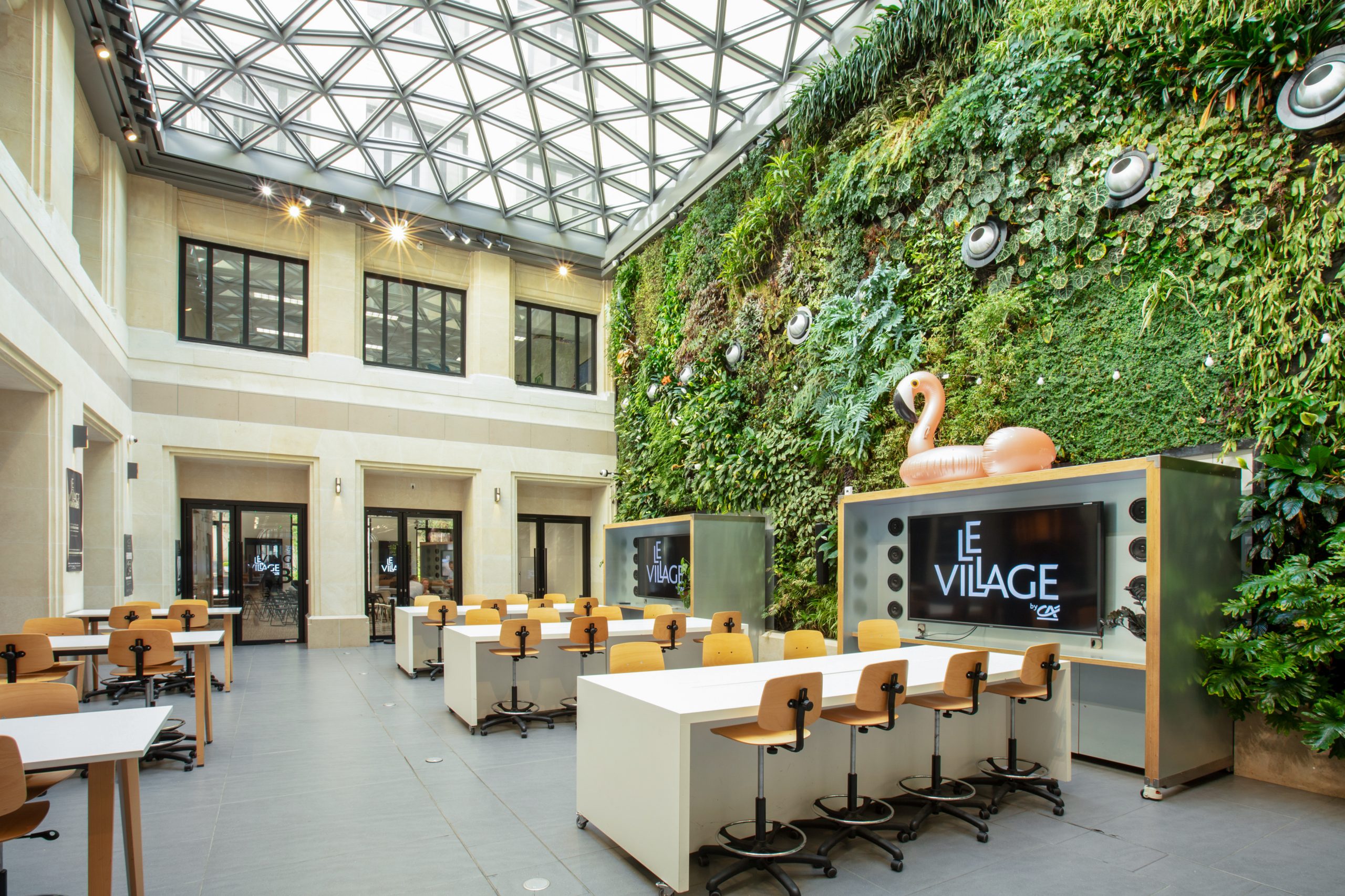 Village by CA Paris - Up Technologies